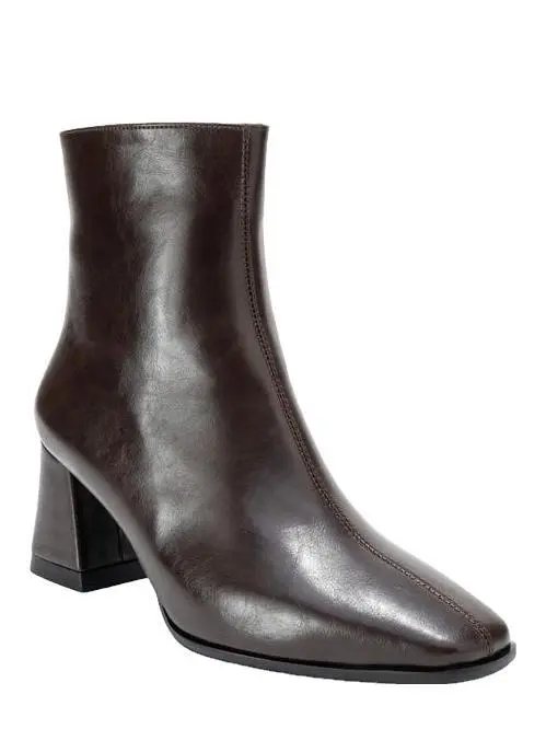 PROLOGUE SHOES Arven Block Heel Boot - Brown Faux Leather