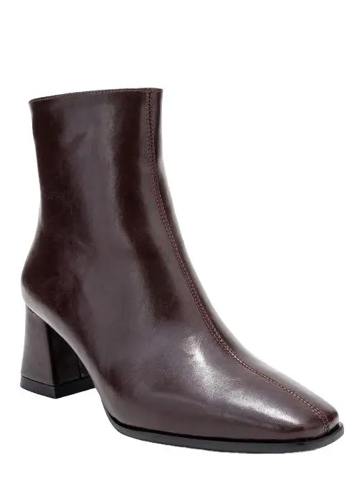 PROLOGUE SHOES Arven Block Heel Boot - Burgundy Faux Leather