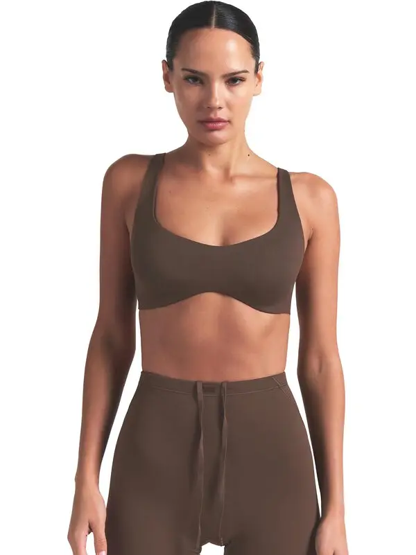 Nike Skims Matte Shaping Scoop Bra - Brown