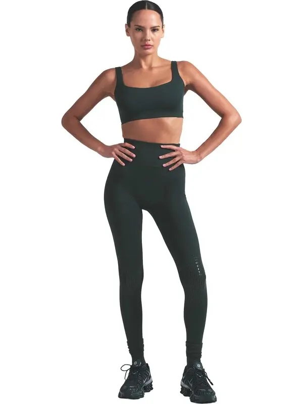Nike Skims Matte High-waisted 26" Knee Grip Leggings - Green