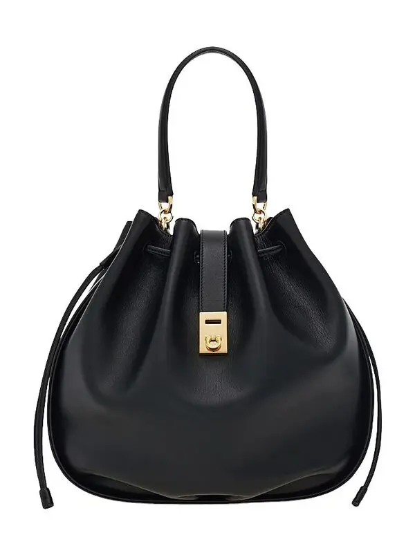 FERRAGAMO Hug Buckle Leather Bucket Bag - Nero