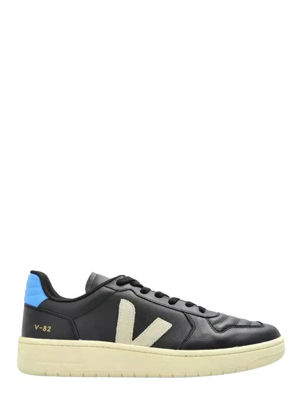 VEJA V-82 Ii Leather Sneakers - Black