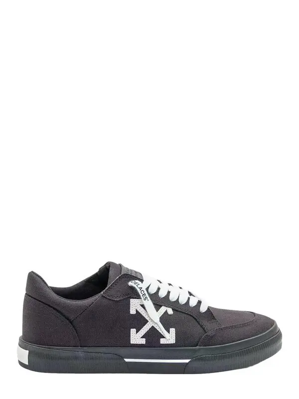 Off-White Arrow Sneakers - Black
