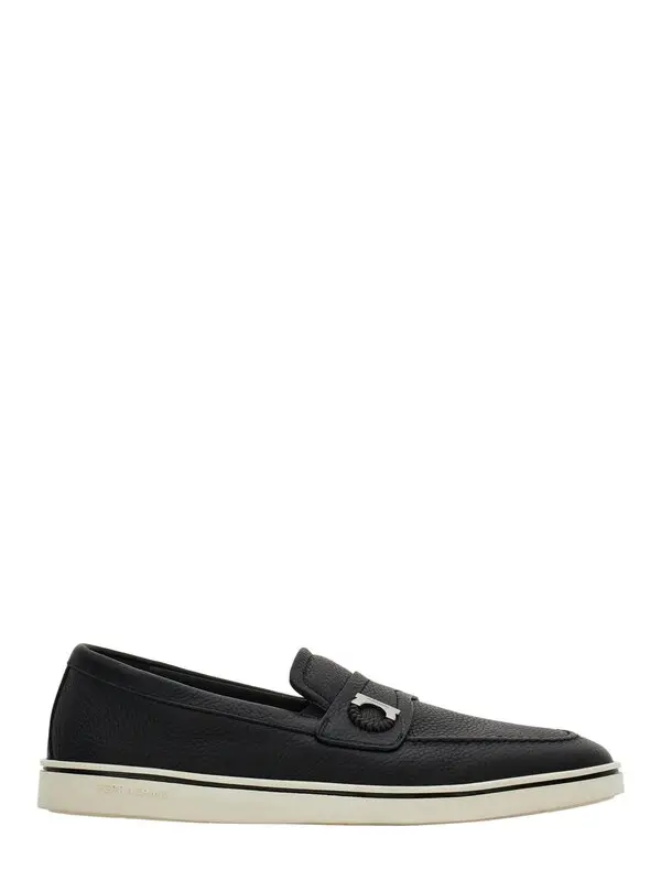 FERRAGAMO Gancini Detail Loafer - Black