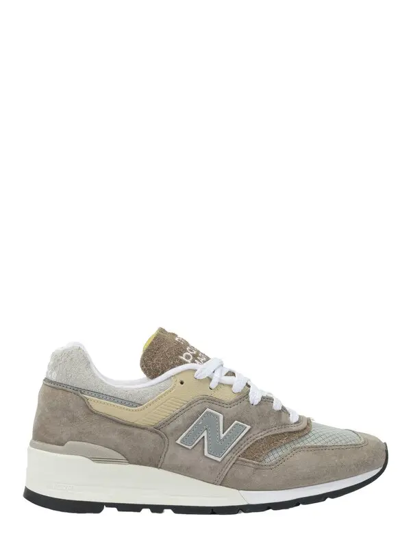 NEW BALANCE Made In Usa 977 Sneakers - Beige