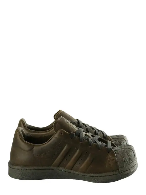 ADIDAS X AVAVAV Trainers - Brown