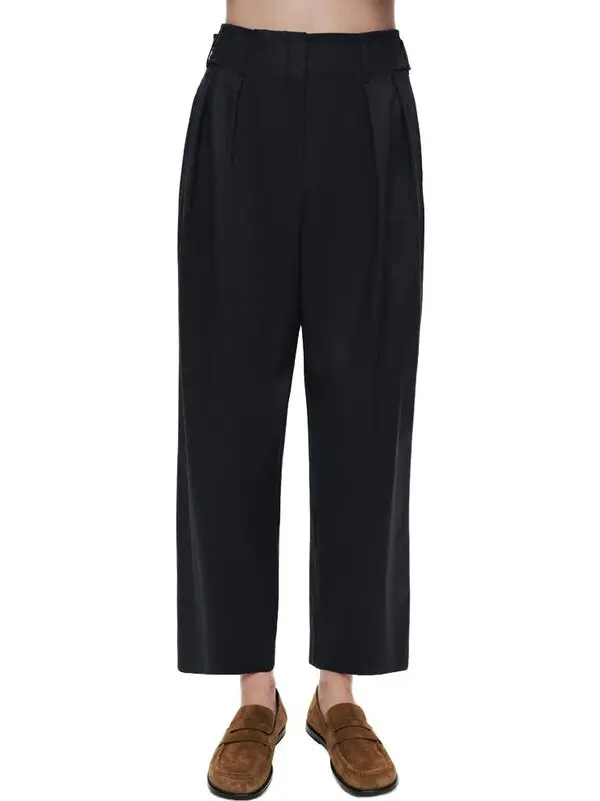 NOCTURNE Pleated Tapered Crop Trousers - Navy Blue