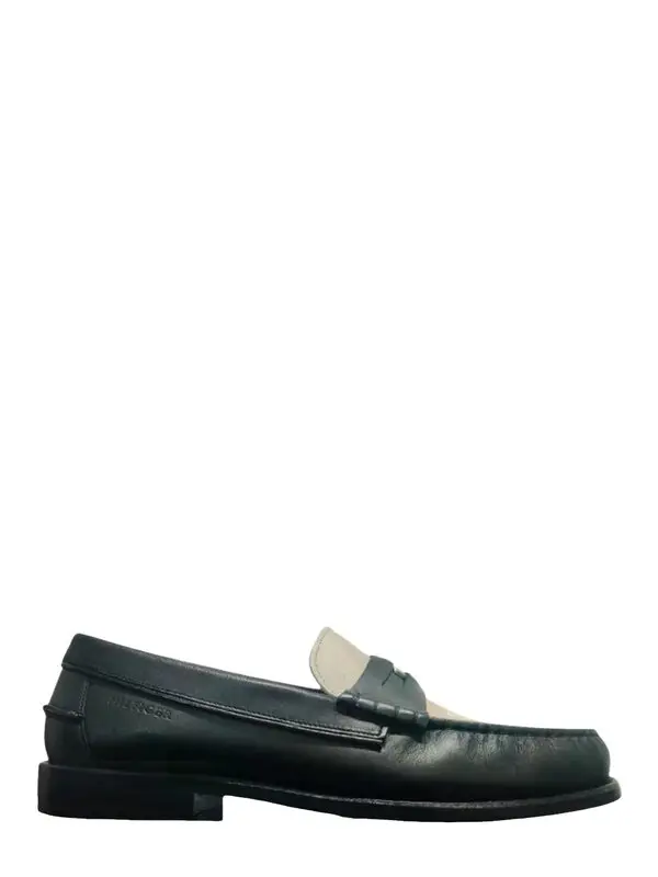 Tommy Hilfiger Round-toe Loafers - Black
