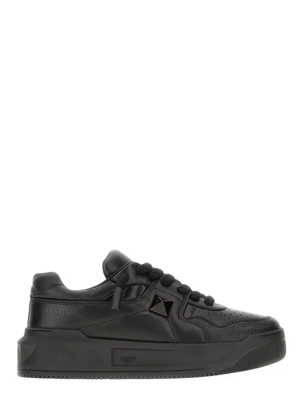 Valentino Garavani Vl7n Calfskin Sneakers - Black