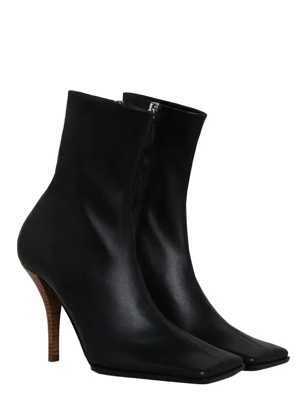 Alaïa Leather Ankle Boots - Black