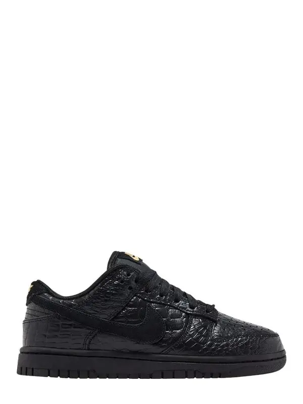 Nike Dunk Low Sneakers - Black
