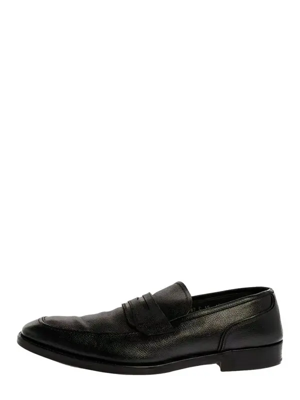 FERRAGAMO Leather Loafers - Black