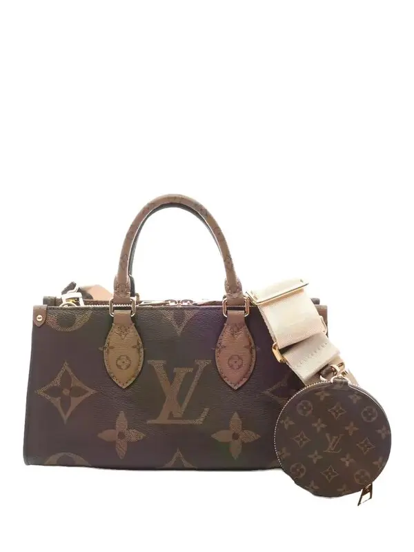 LOUIS VUITTON 2021 Onthego East West Monogram Tote Bag - Brown