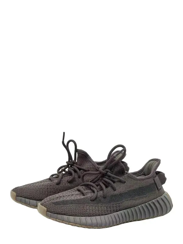 Yeezy Boost 350 V2 Sneakers - Black