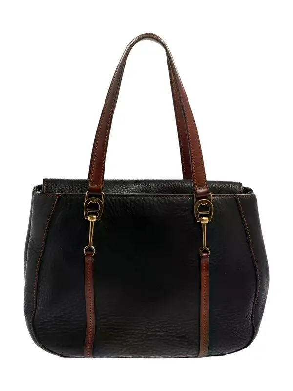AIGNER Textured Leather Shoulder Bag - Black