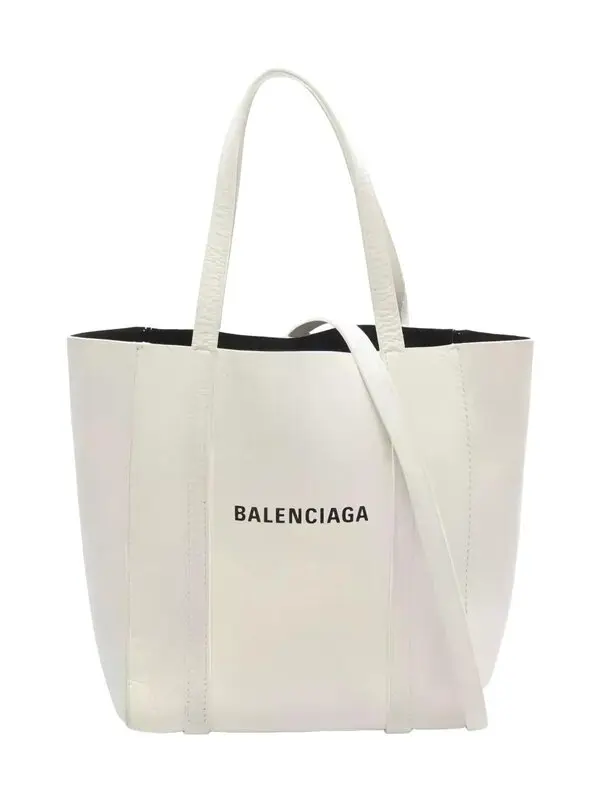 Balenciaga Everyday Xxs Two-way Handbag - White