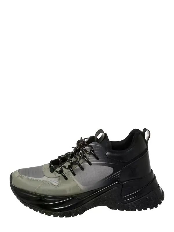 LOUIS VUITTON Run Away Pulse Sneakers - Black