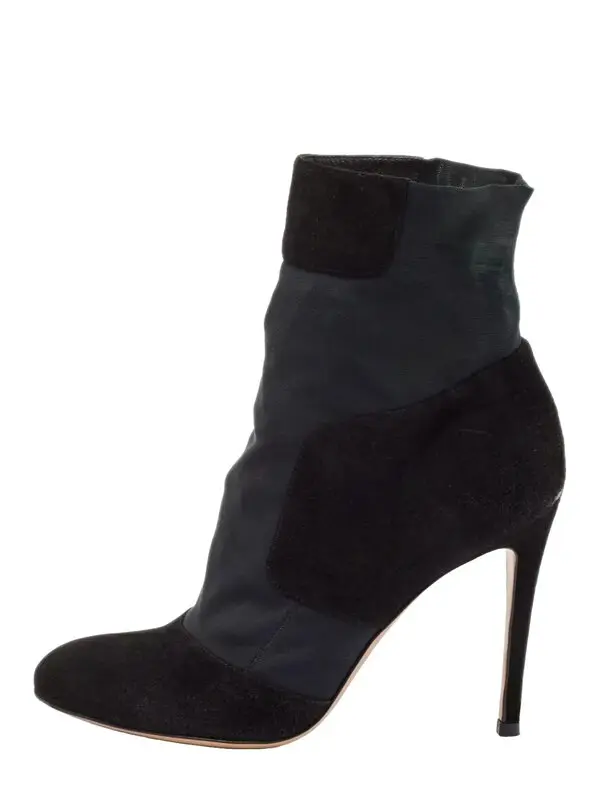 GIANVITO ROSSI Suede Ankle Boots - Black