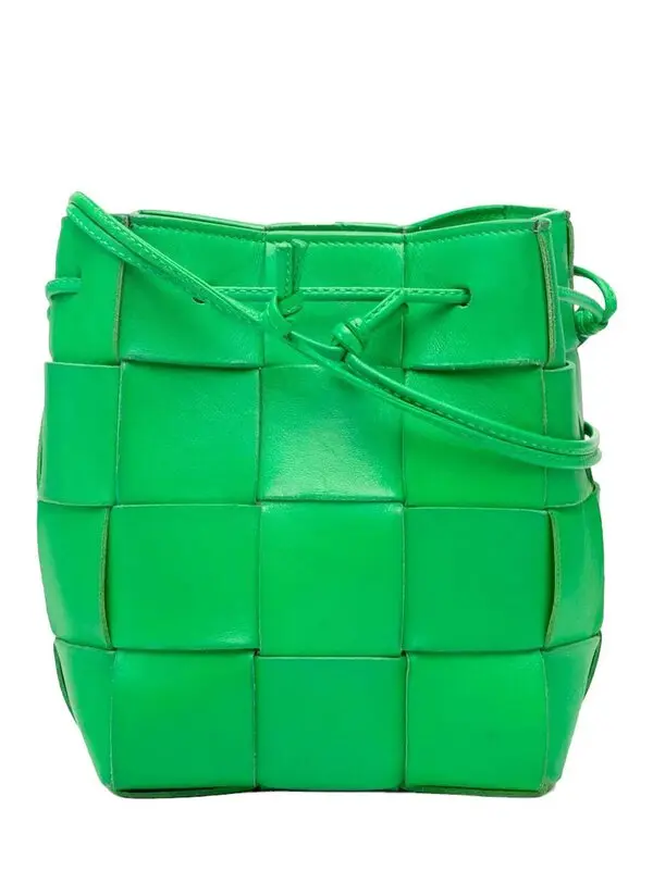 Bottega Veneta Pre-owned Small Nappa Maxi Intrecciato Cassette Bucket Bag - Green