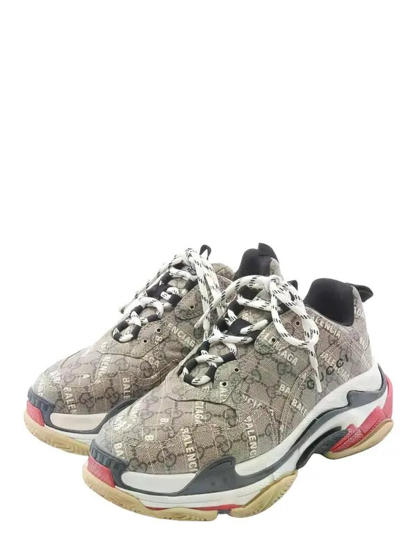Gucci Gg Supreme Triple S Sneakers - Neutrals
