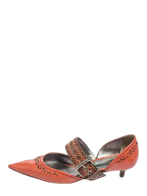 Bottega Veneta Embellished Leather Pumps - Orange