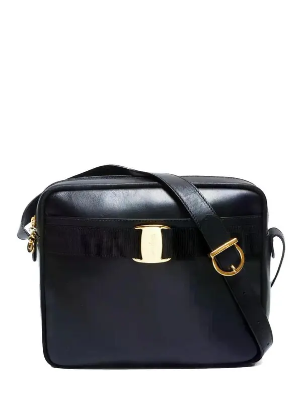 FERRAGAMO Vara Shoulder Bag - Black