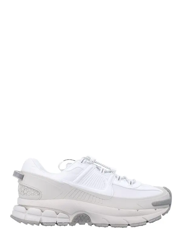 Nike Zoom Vomero Roam Winterized Sneakers - Summit White