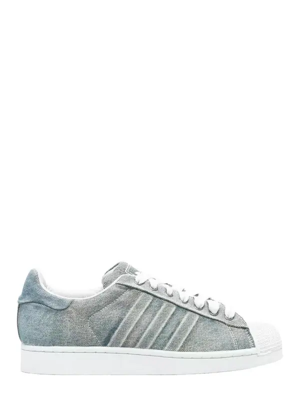 Adidas Superstar 82 Stripes Trainers - Grey