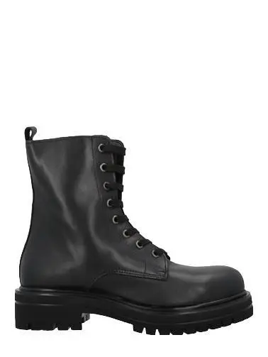 NOA A. Ankle Boots In Calfskin - Black