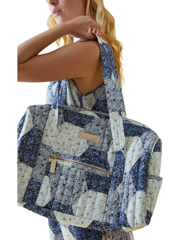 LILY AND LIONEL Patchwork Print Overnight Bag - Blue