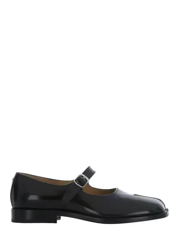 MAISON MARGIELA Tabi Buckle Leather Flat Shoes - Black