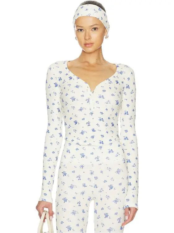 WELLBEING + BEINGWELL Mason Top - Blue Floral