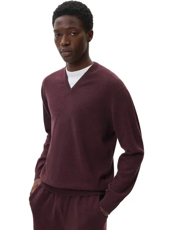 Johnstons Of Elgin Cashmere V-neck Jumper - Red