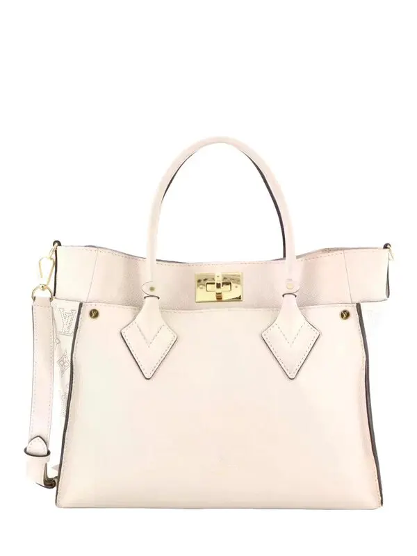 LOUIS VUITTON On My Side Mahina Leather Mm Tote Bag - Neutrals