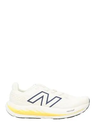 NEW BALANCE Vongo Low-top Sneakers - White