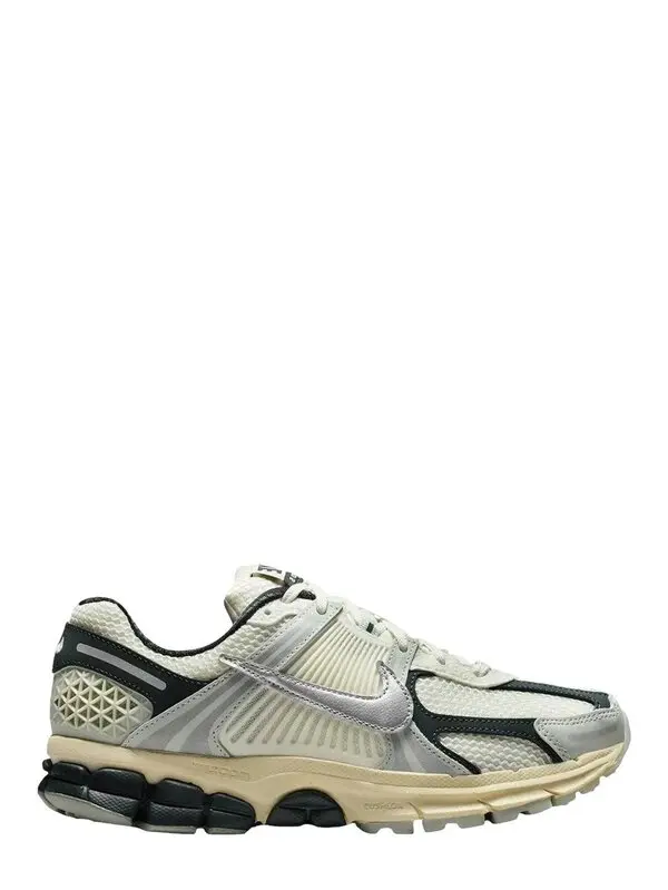 Nike Air Zoom Vomero 5 - Silver