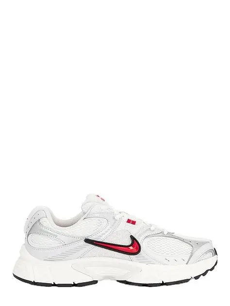 Nike V5 Rnr - Summit White  Fire Red  & Platinum Tint