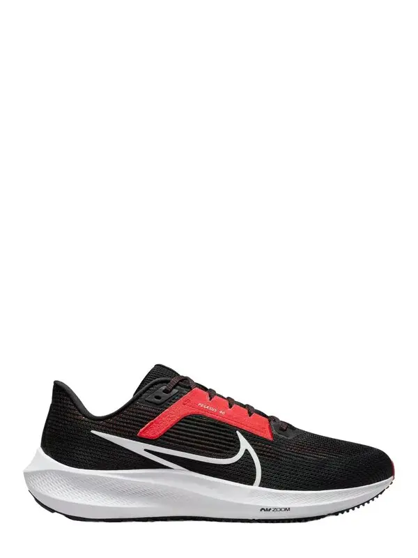 Nike Pegasus 40 Sneakers - Black
