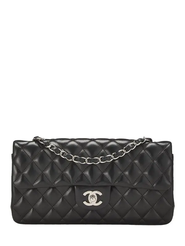 Chanel East/west Lambskin Shoulder Bag - Black