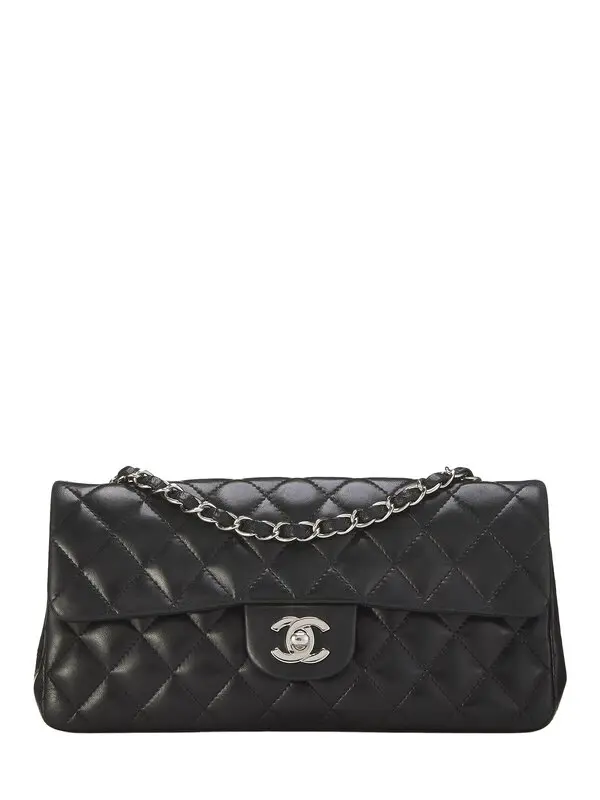 Chanel East/west Lambskin Shoulder Bag - Black