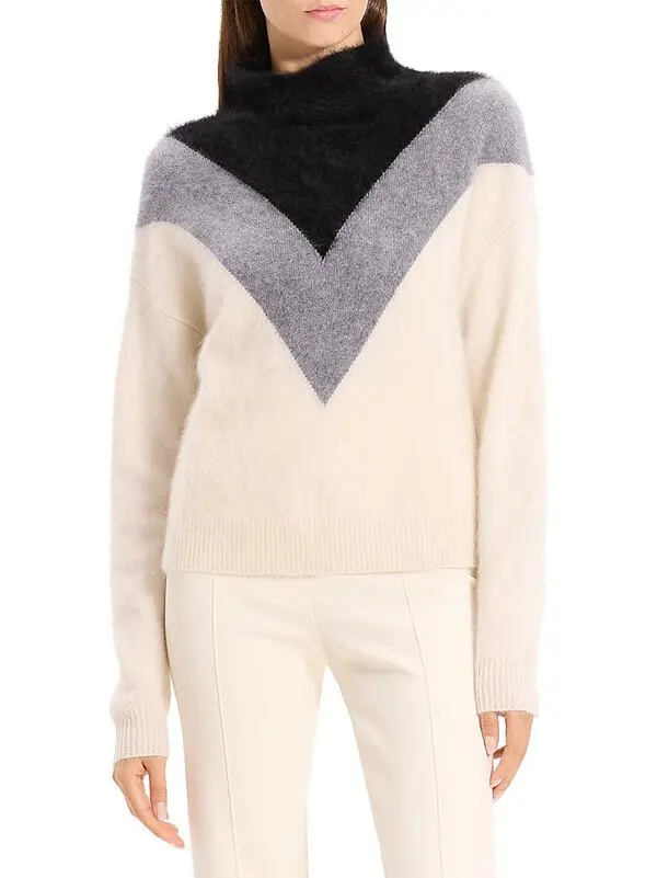 Theory Chevron Yoke Cashmere Sweater - Ivory Multi