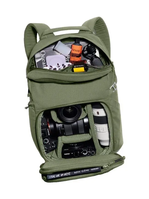 BREVITE The Jumper Camera Photo Backpack 2026 Edition - Pine Green