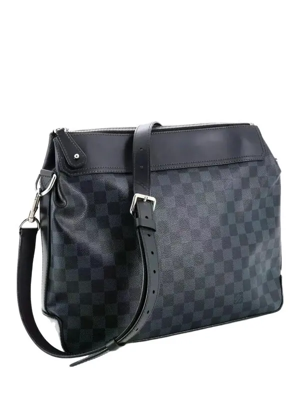 LOUIS VUITTON Greenwich Damier Cobalt Messenger Bag - Black