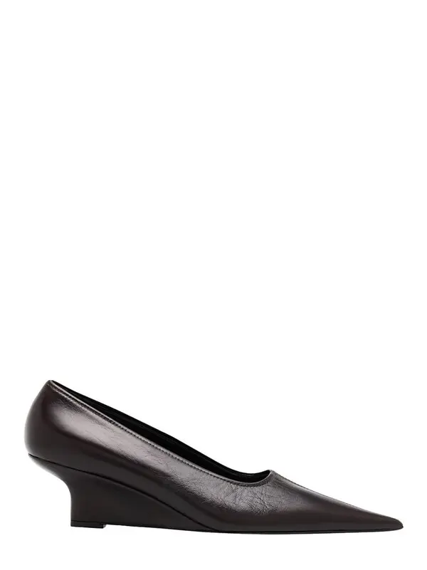 TOTEME Sharp Naplak Leather Wedge Pumps - Bark
