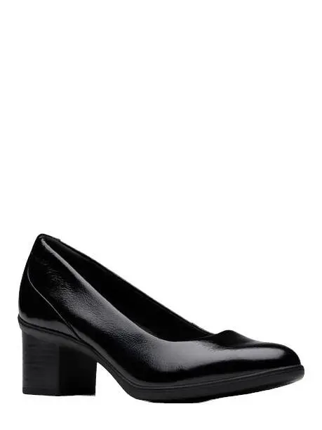 Clarks Shaya Poppy Pump - Black Patent