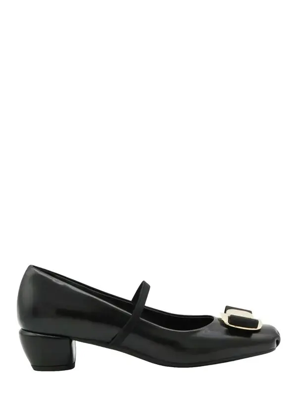 FERRAGAMO 40mm Vara Buckle Strap Pumps - Black