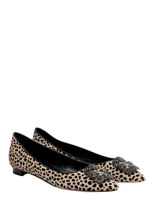 Manolo Blahnik Hangisi Calf Hair Ballet Flats - Beige