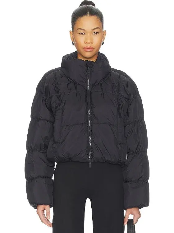 Free People In A Bubble Puffer Jacket - Black