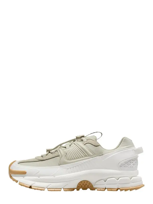 Nike Zoom Vomero Roam Winterized Sneakers - White