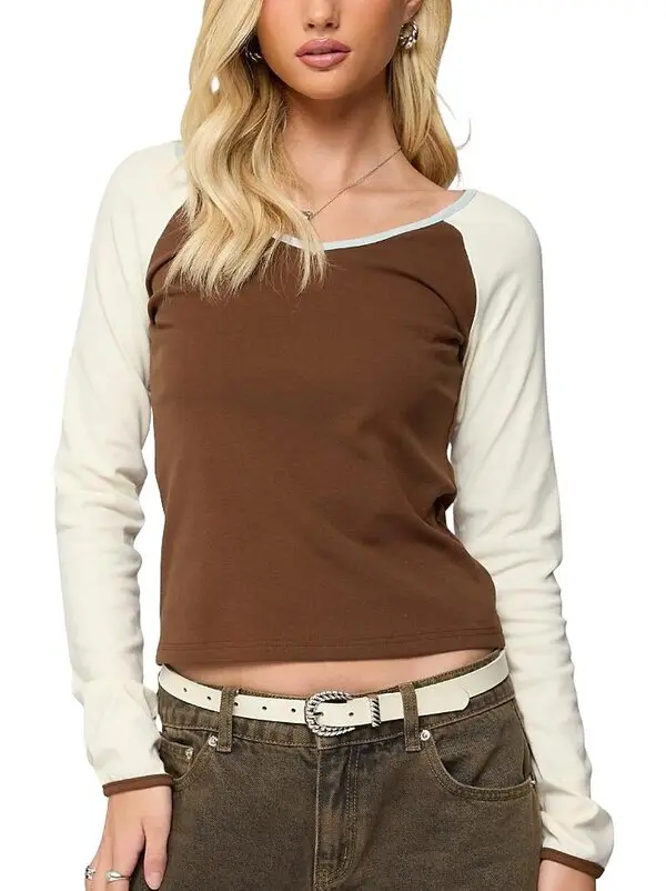 EDIKTED Contrast Raglan Top - Brown